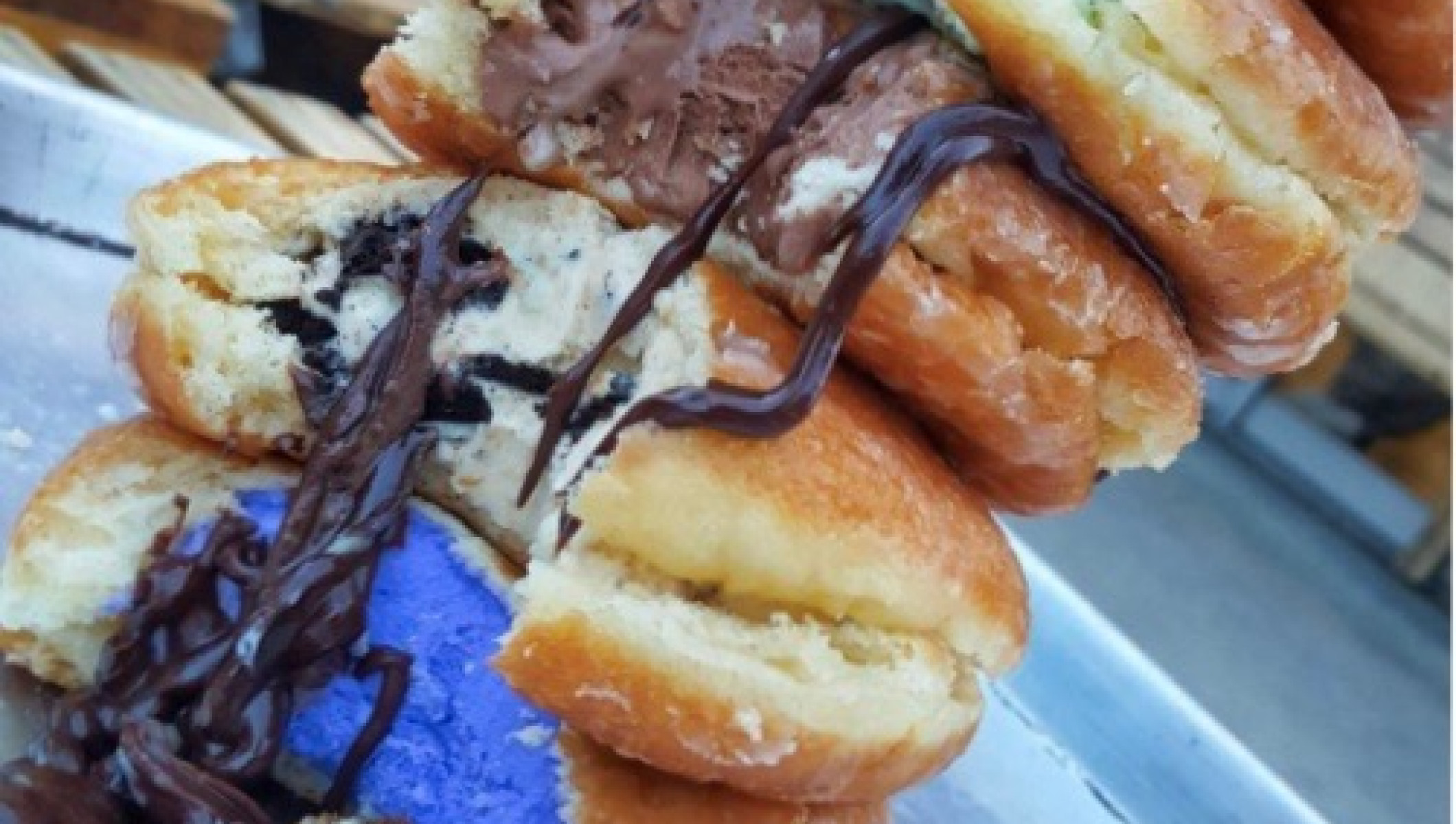 Grandiosas ideas: Donas rellenas de helado Grandiosas ideas: Donas rellenas de helado